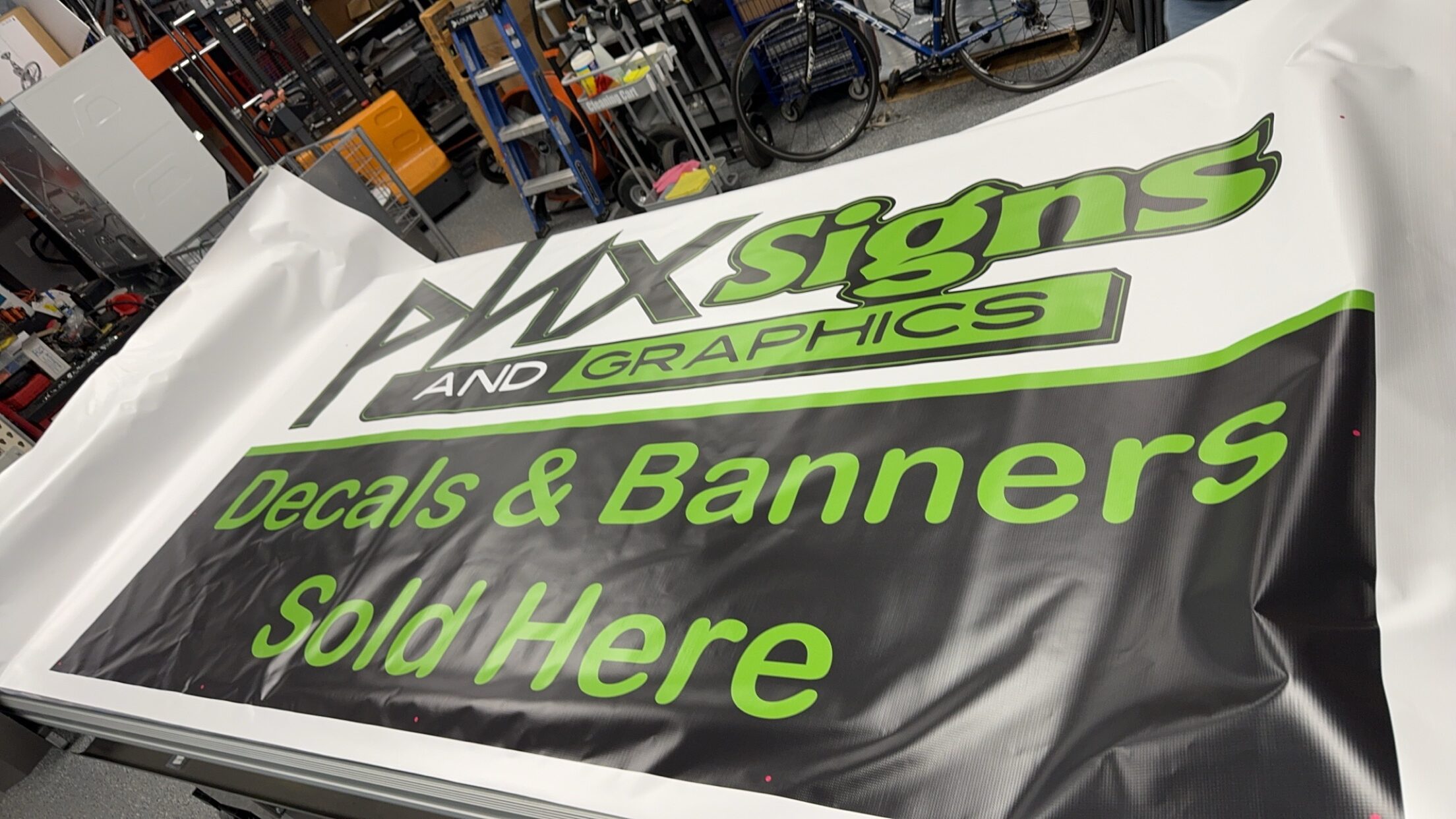 Phoenix Signs & Graphics